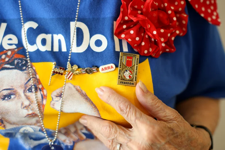 Rosie the Riveter in Real Life: Women Who Saved America — THE BITTER ...