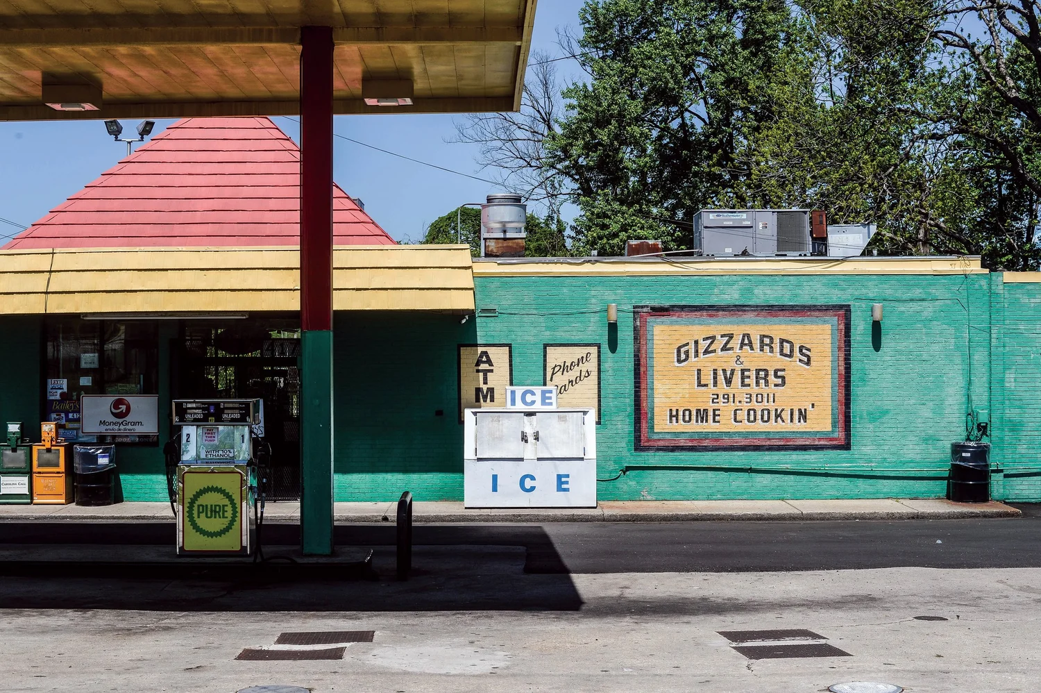 My Favorite Restaurant Served Gas — THE BITTER SOUTHERNER