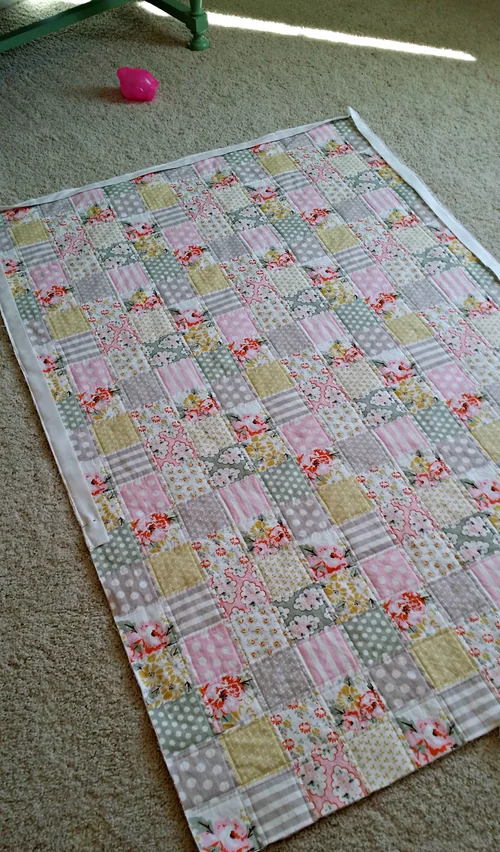 "Cheater" Baby Quilt Tutorial — Decor and the Dog