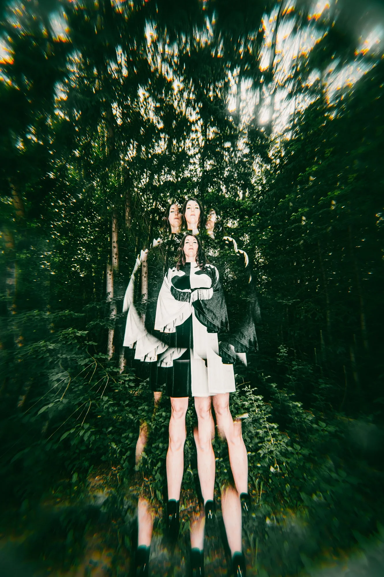 NEWS: TERRA LIGHTFOOT releases new single 'Cross Border Lovers' - the ...