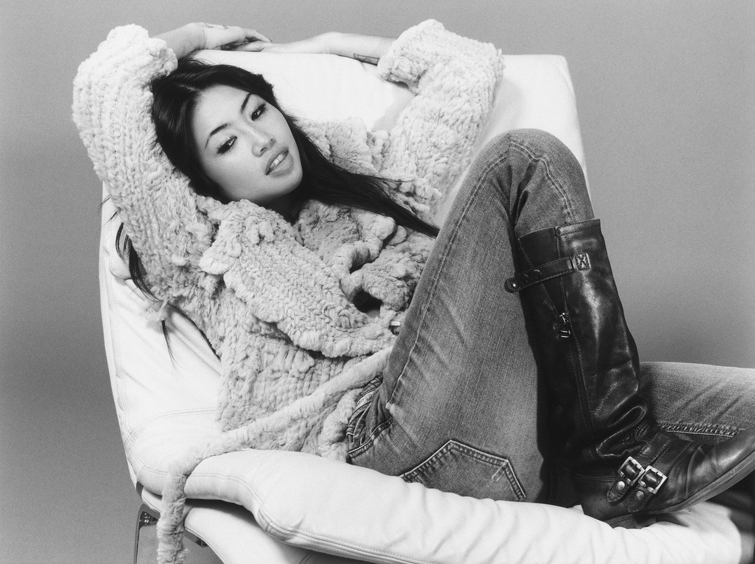 WATCH: BEABADOOBEE releases lyric video for new track 'COMING HOME ...