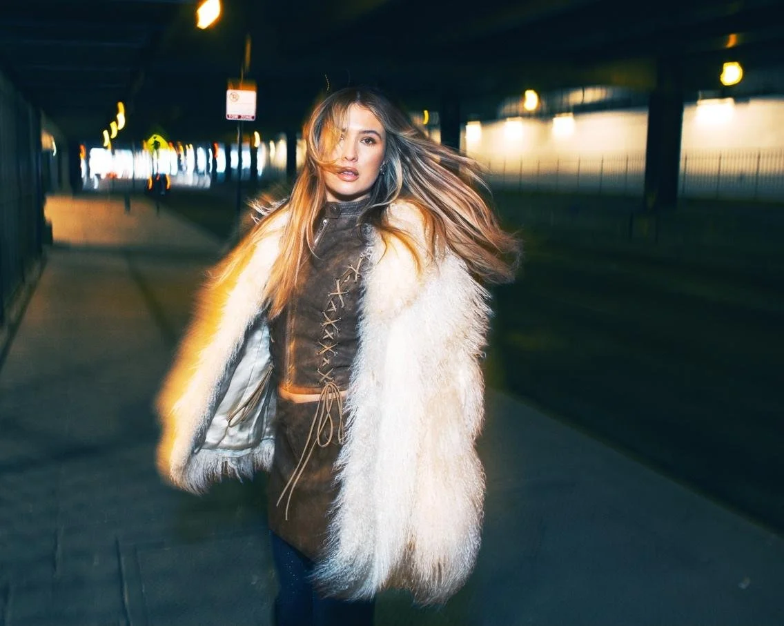 WATCH/LISTEN: MIMI WEBB shares official music video for latest single ...