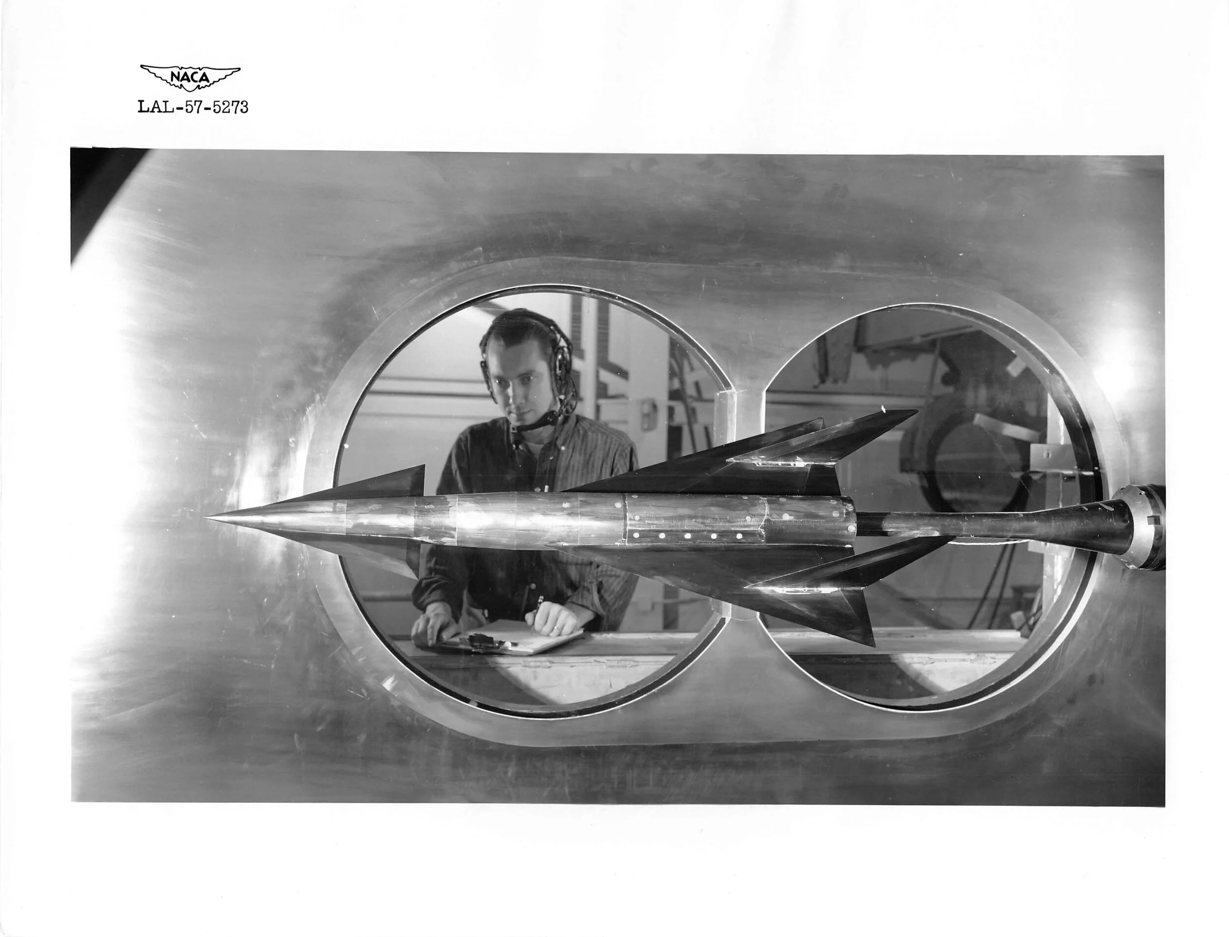 C.1960 NASA Langley Hypersonic Wind Tunnel Model — AGENT GALLERY CHICAGO