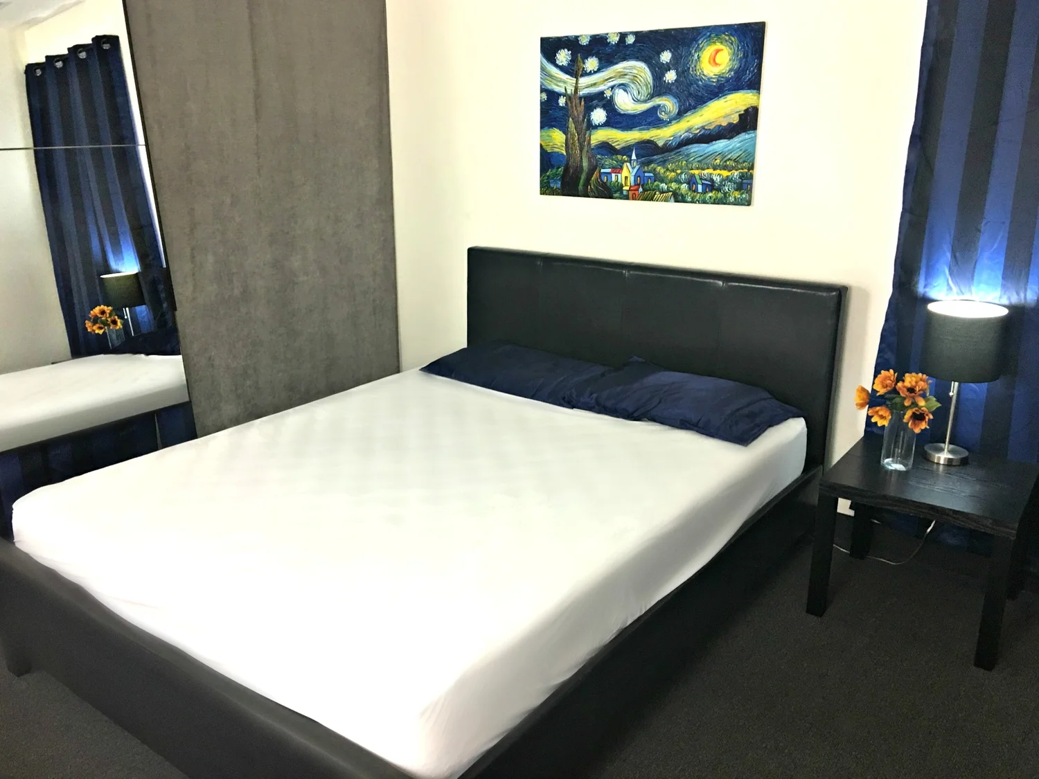 Webcam Rooms — Studio 4