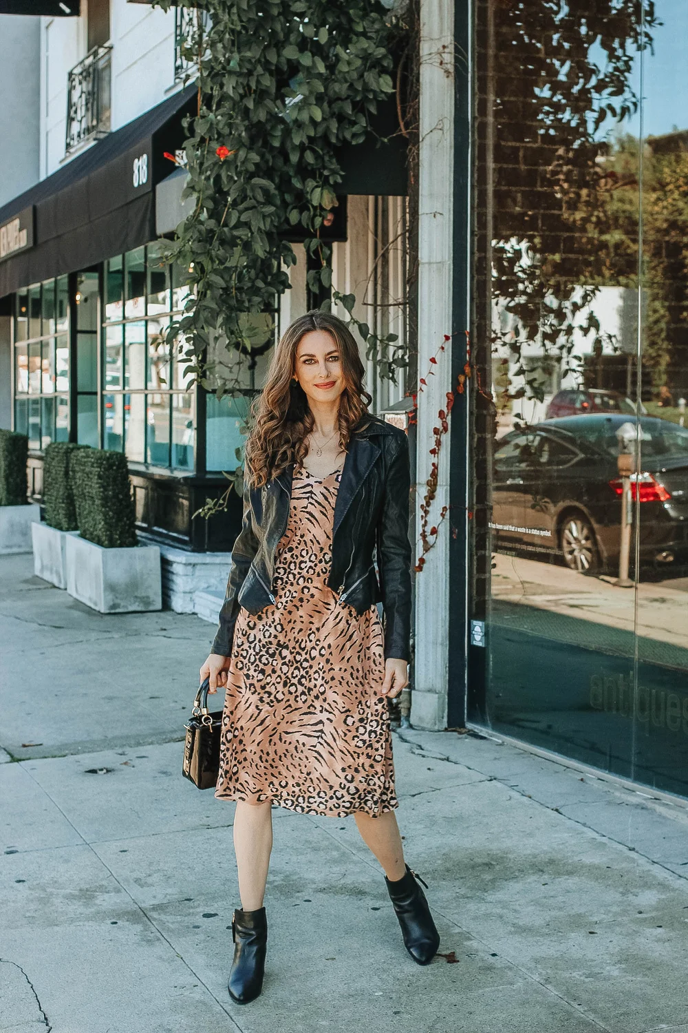 GETTING WILD(ER) — WEARS KELLY