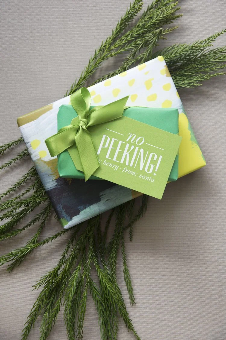 Holiday Gift Tag Ribbon
