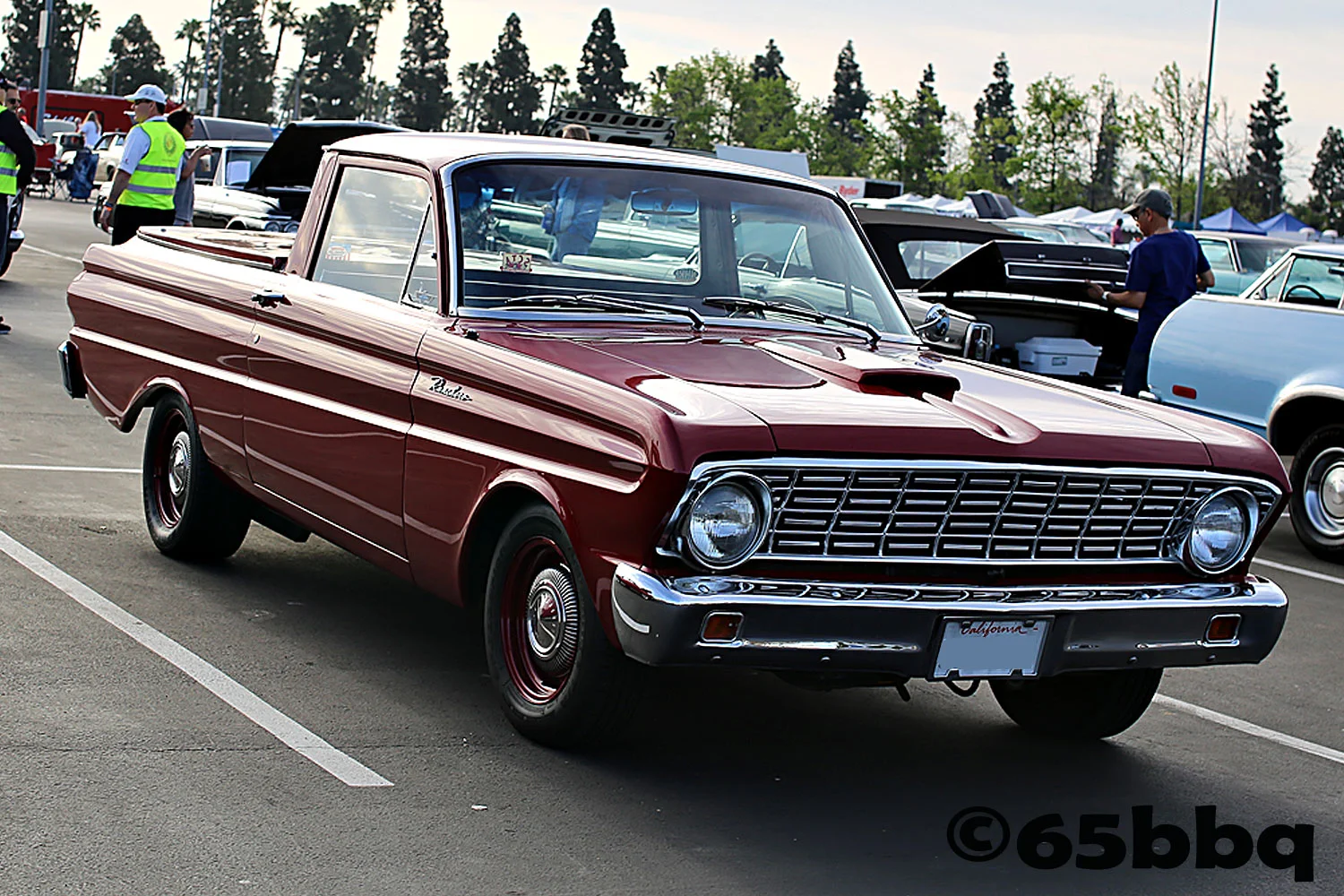 Ford Ranchero car show photographs — The Ranchero & The Blue Q