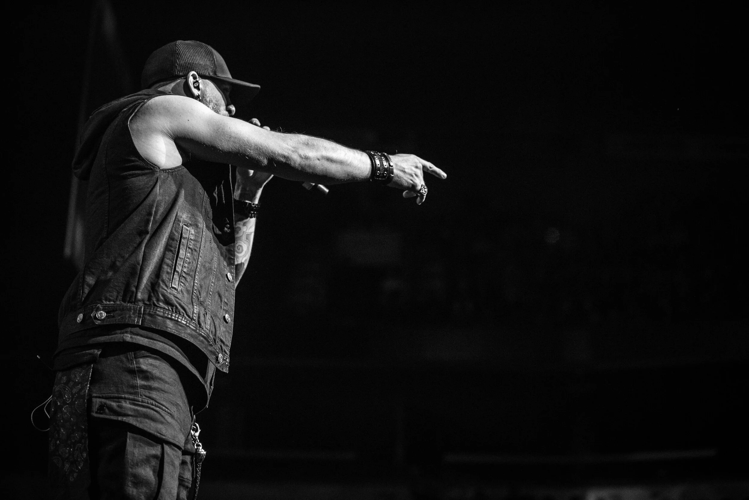 BRANTLEY GILBERT - FIRE'T UP TOUR — Kevin Vyse Photography