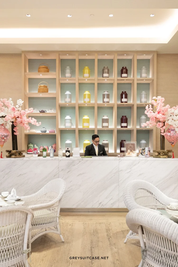 Peacock Lounge at Fairmont Jakarta — Greysuitcase