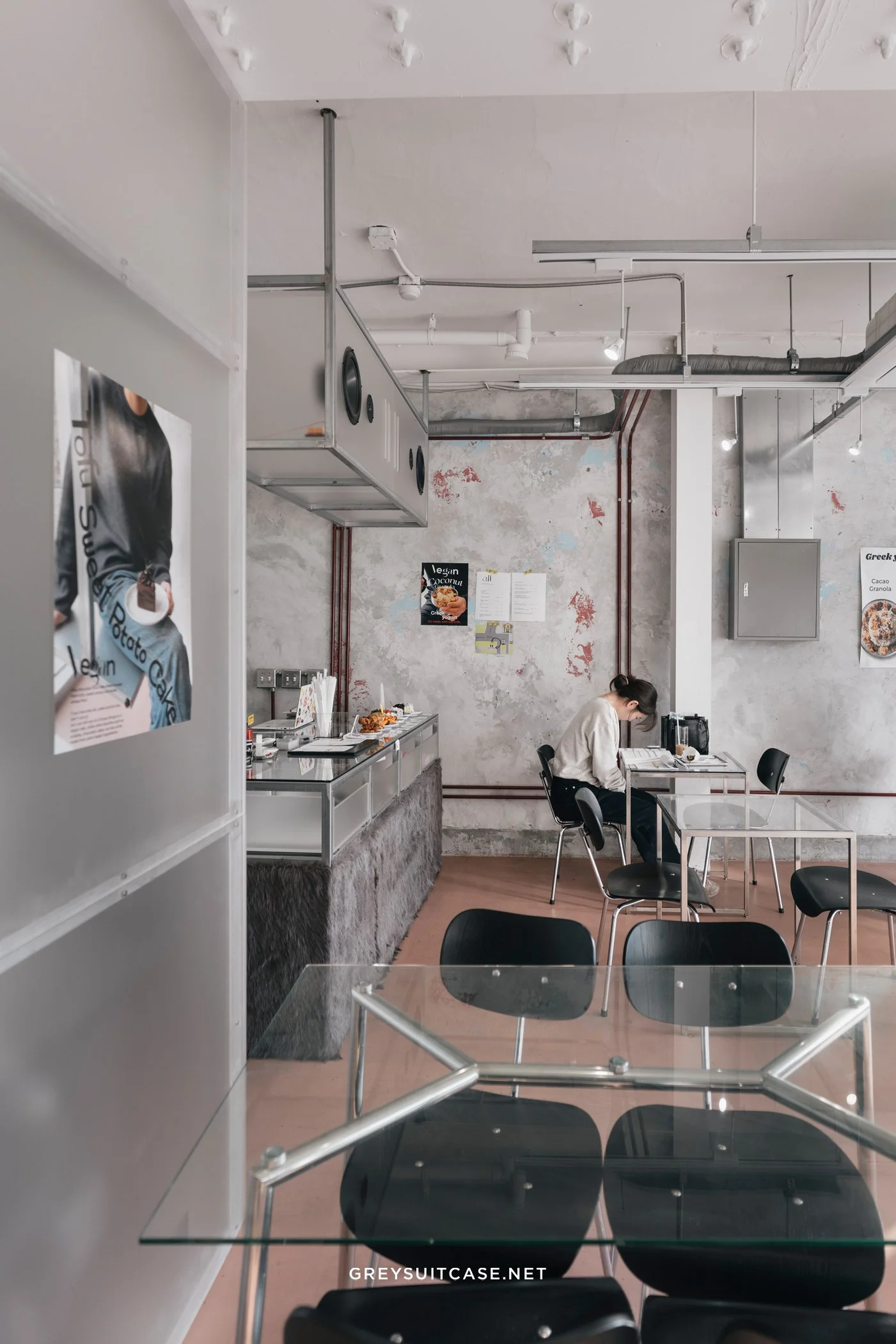 Cafe Alt • 알트 — Greysuitcase