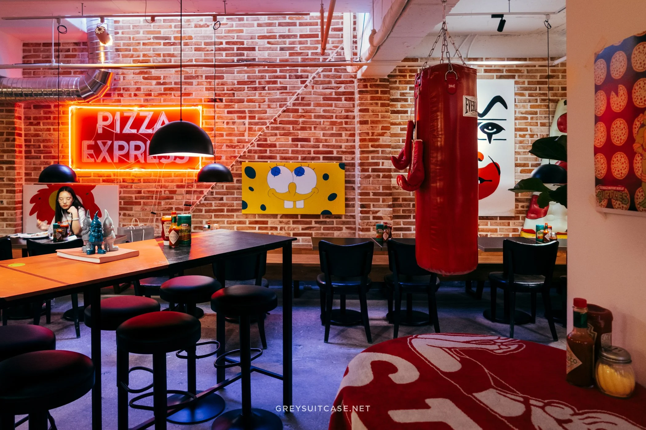 Pizza Express Garosugil • 피자익스프레스 — Greysuitcase