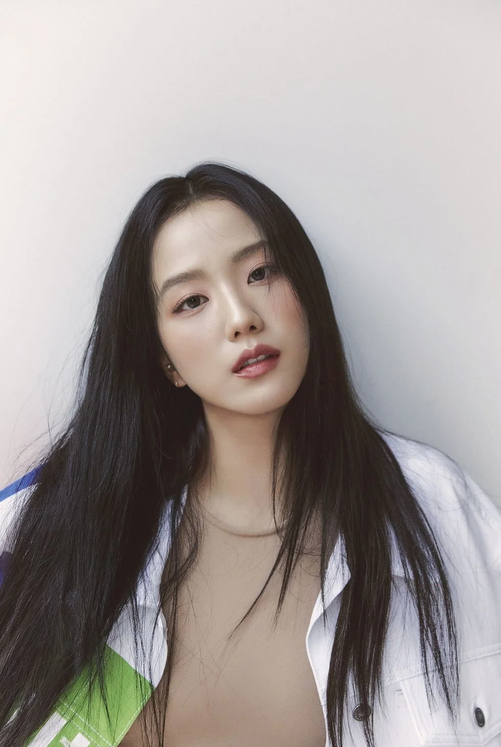 Jisoo for Harper's Bazaar Japan x Dior April 2022 Issue — Greysuitcase