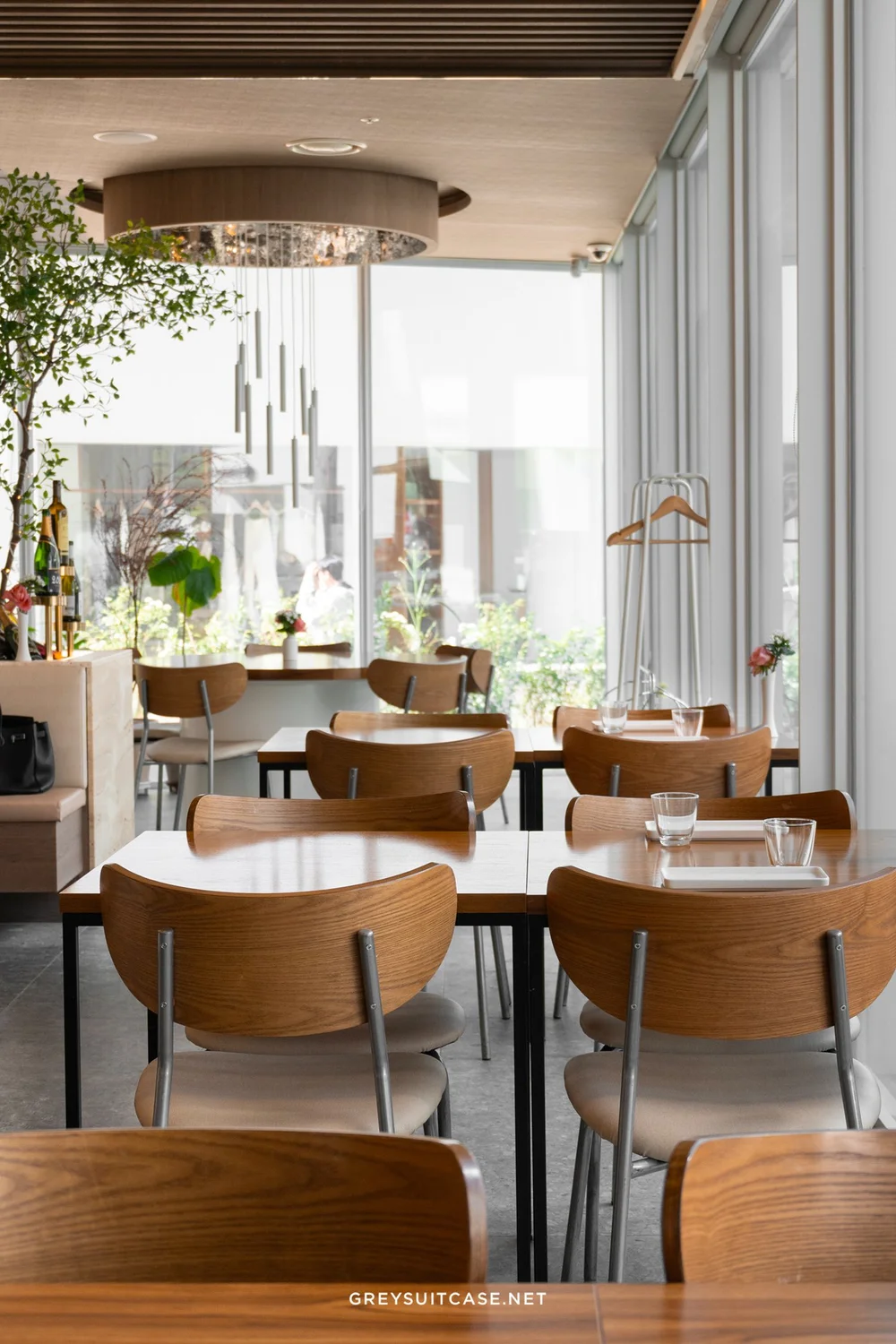 Centre Cheongdam • 센트레 청담 — Greysuitcase