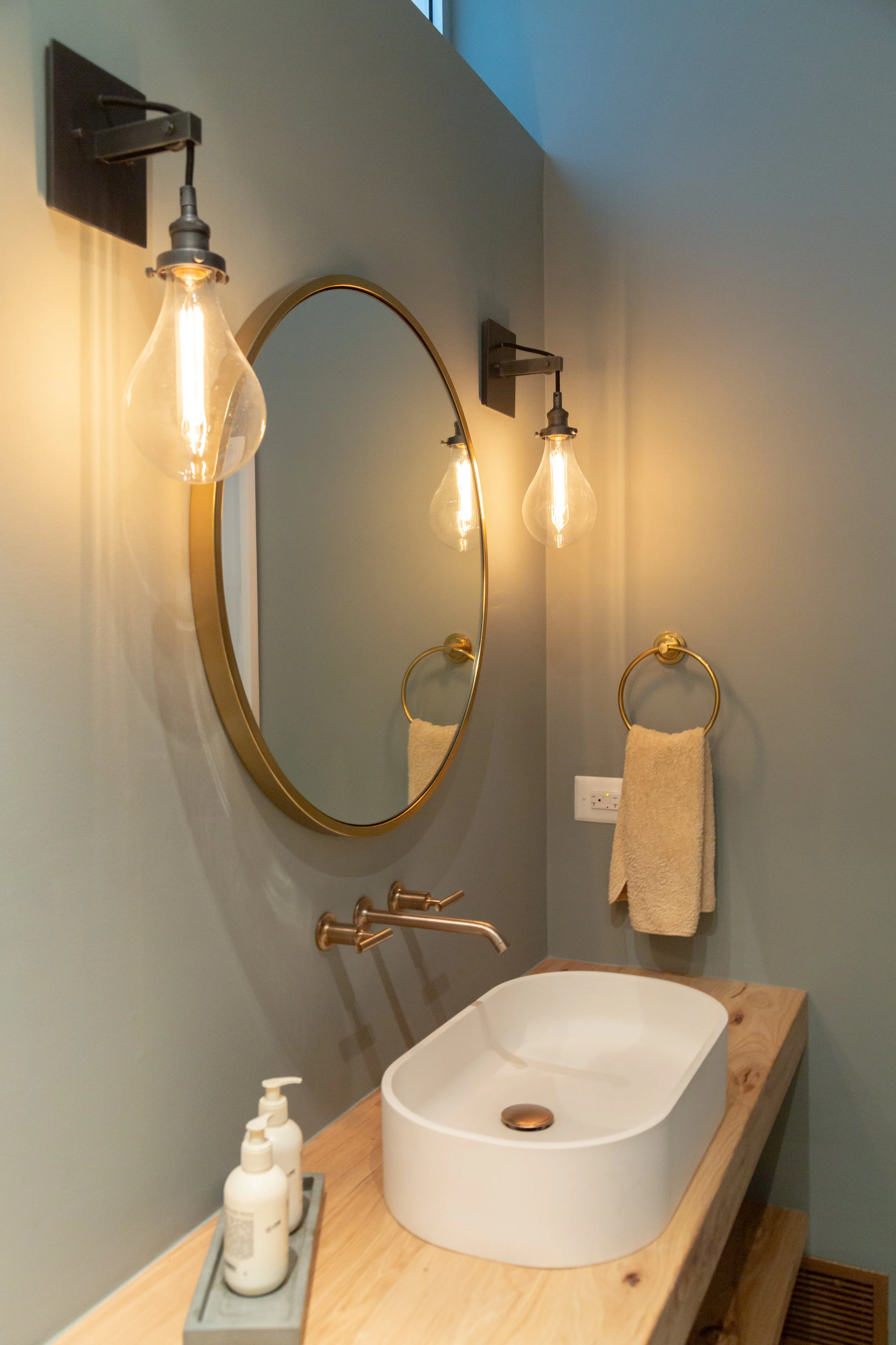 Interior Photography for Mika Wegner Avni — Rachel Loewen