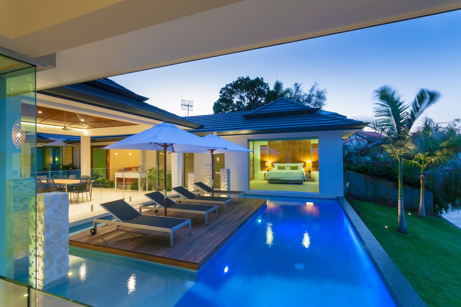 Contact Noosa Builders — Damien Davidson Builders