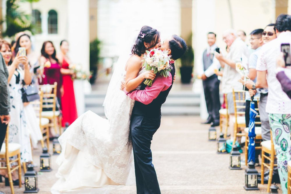 Hawaii Wedding Photographer — Wedding Ceremony