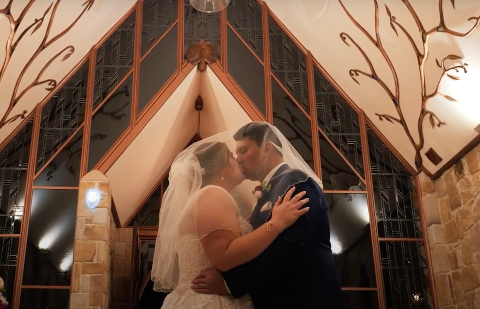 Bilinga Surf Club & Elephant Rock Wedding — J'adore Wedding Videos ...