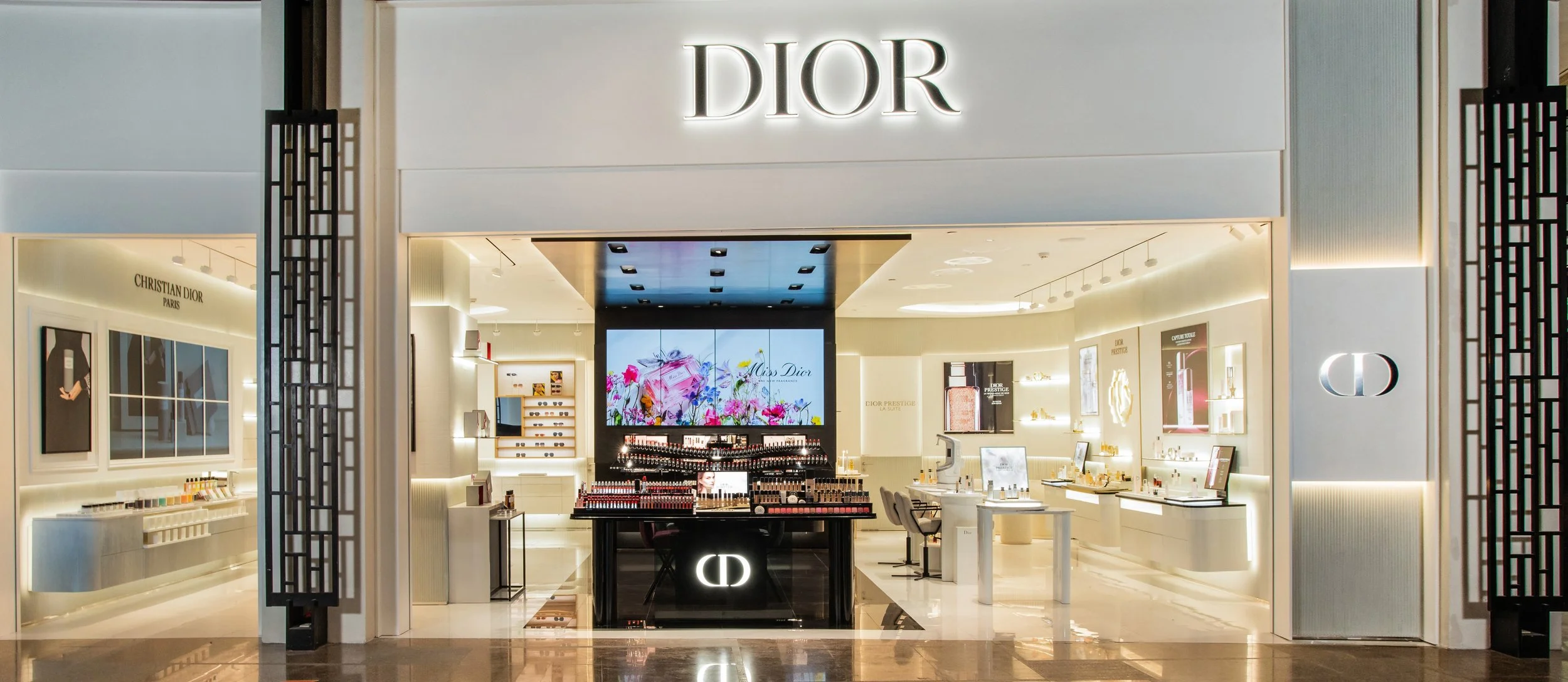 Store Tour: What to expect at the Dior Flagship Boutique in Manila ...