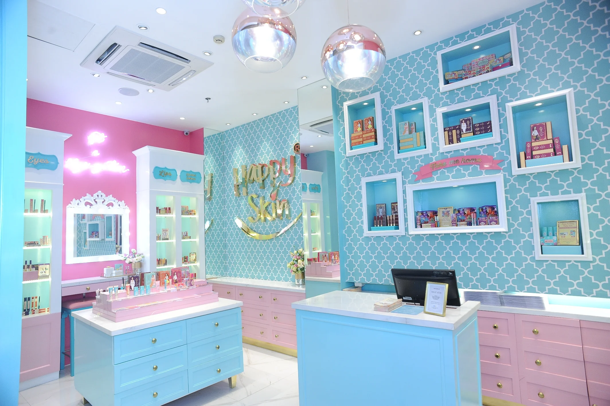 Happy Skin's new store + the Read My Lips Holiday 2015 Collection ...