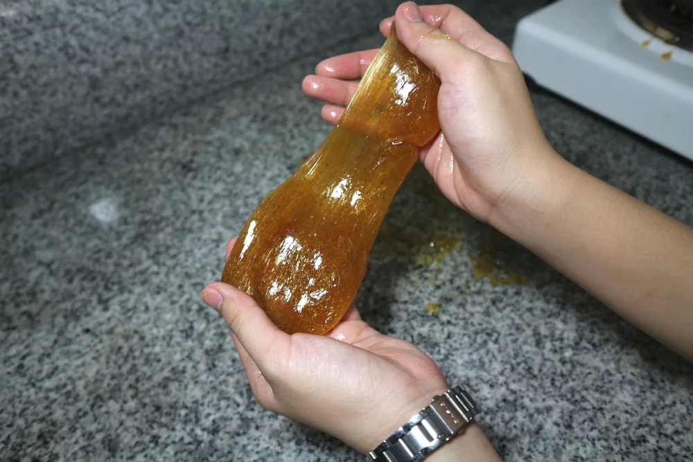 DIY your own sugar wax to remove hair - it's easy — Project Vanity