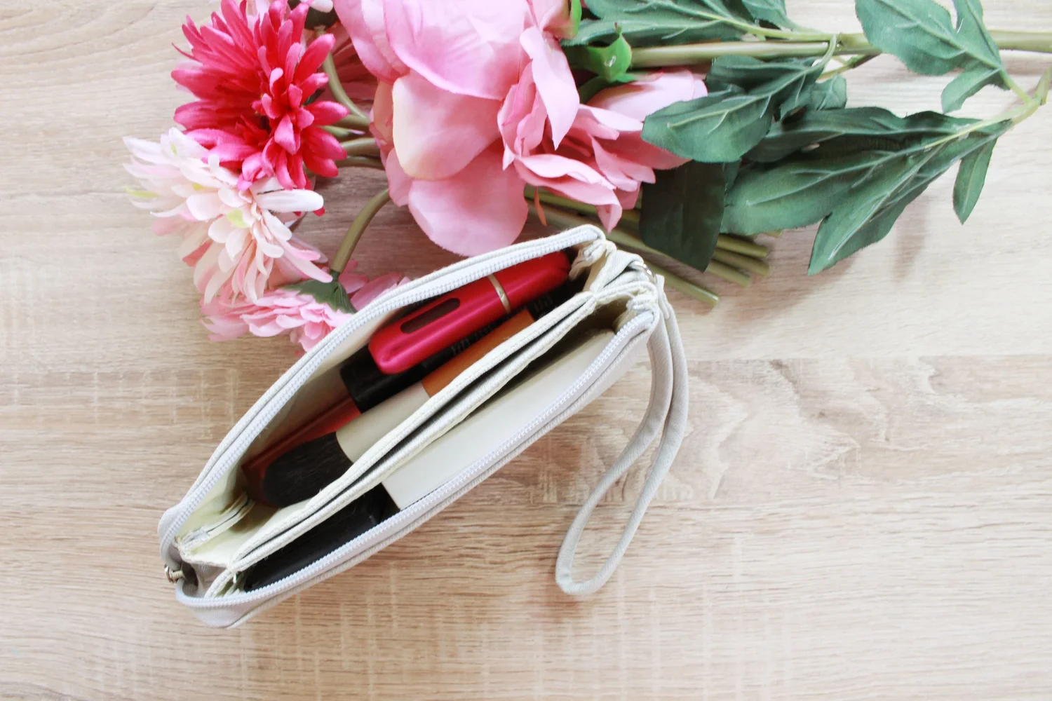 Five ways to make your makeup kit light and tight — Project Vanity