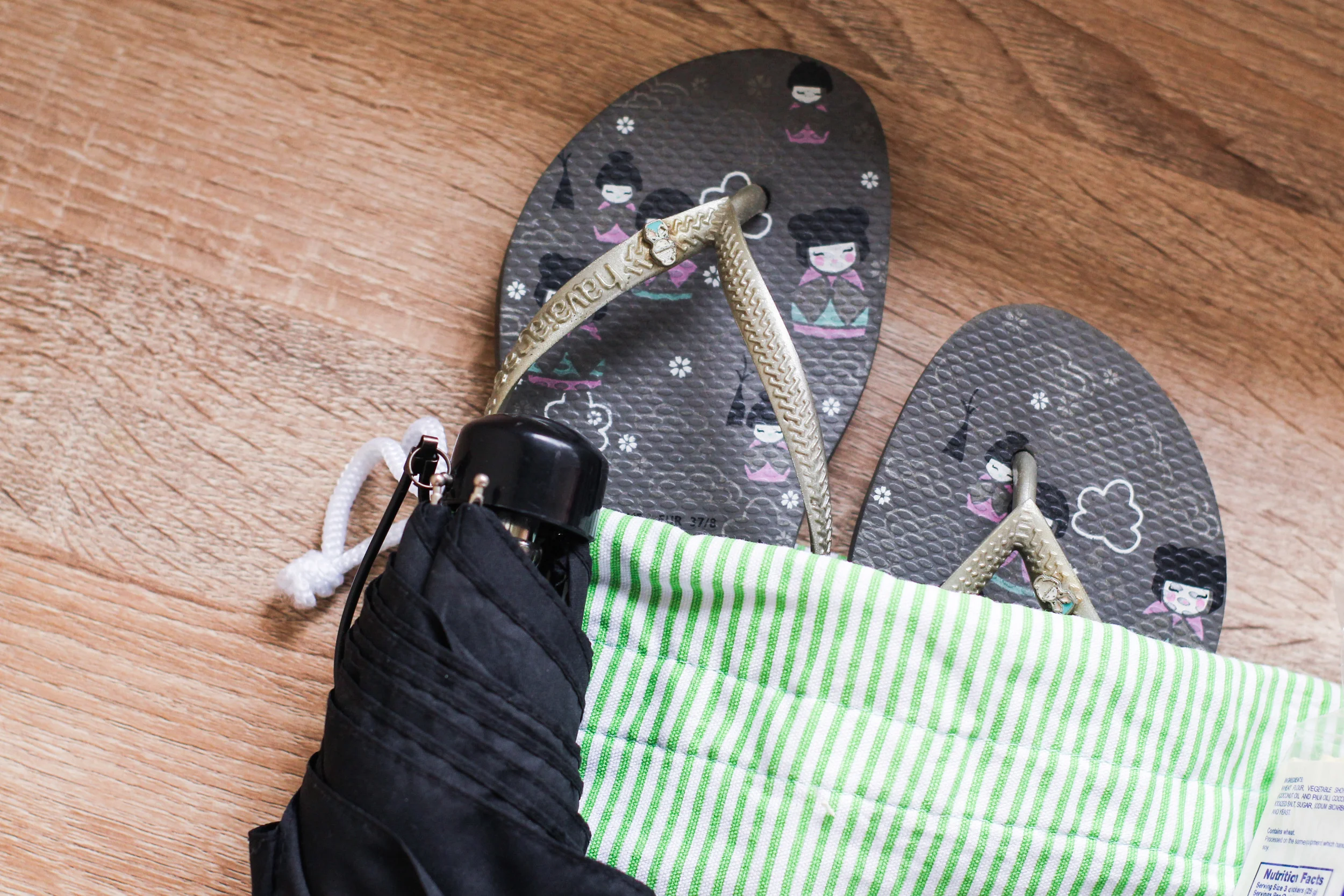 Commuter Diaries: Survive the Manila baha with these 10 essentials ...