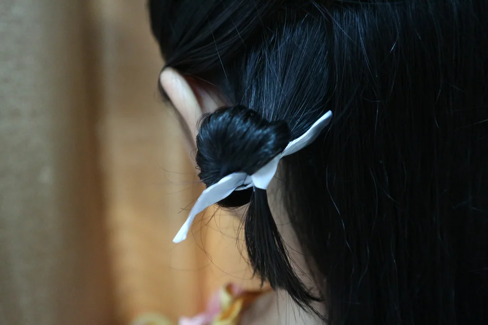 Try these heatless curls using nothing but paper — Project Vanity