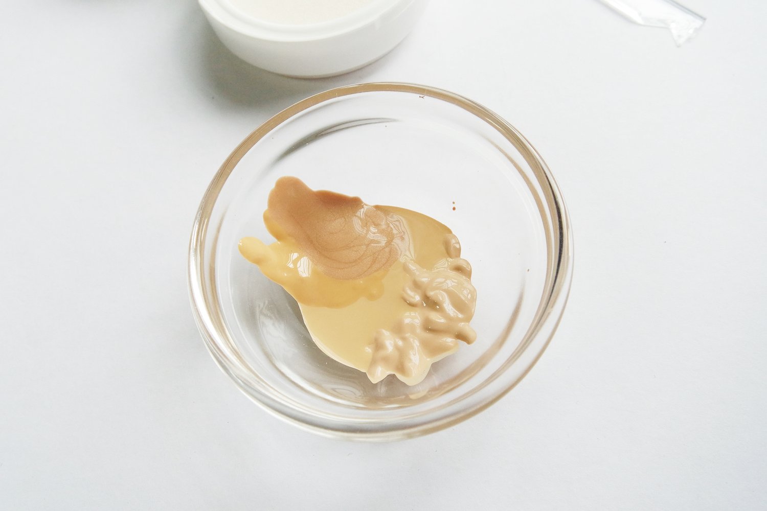 How to DIY your own cushion compact using products you already have ...