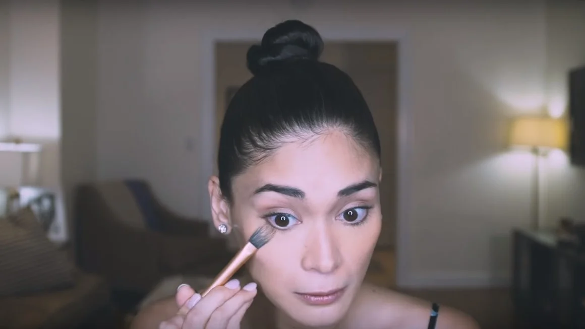 In Photos: The Miss Universe does a tutorial on how to do pageant ...