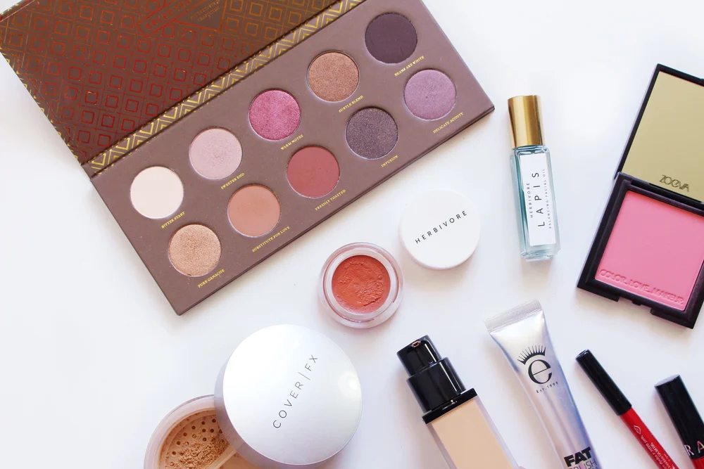 Born Red-dy: How to wear red makeup without looking like a clown ...