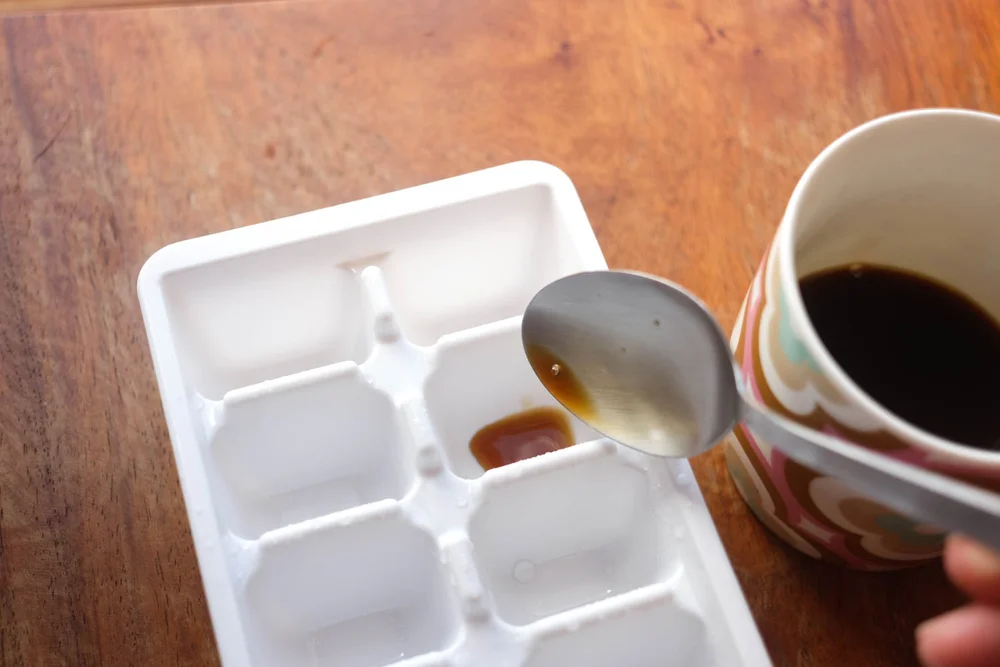 Bye, puffy eyes: Here's a literally cool DIY coffee eye treatment ...