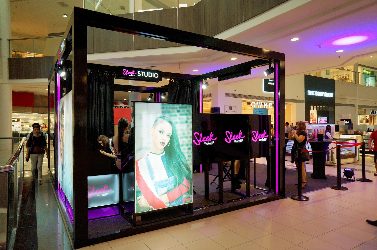 The Sleek Studio: A tour of Sleek MakeUp's try now, shoot now retail ...
