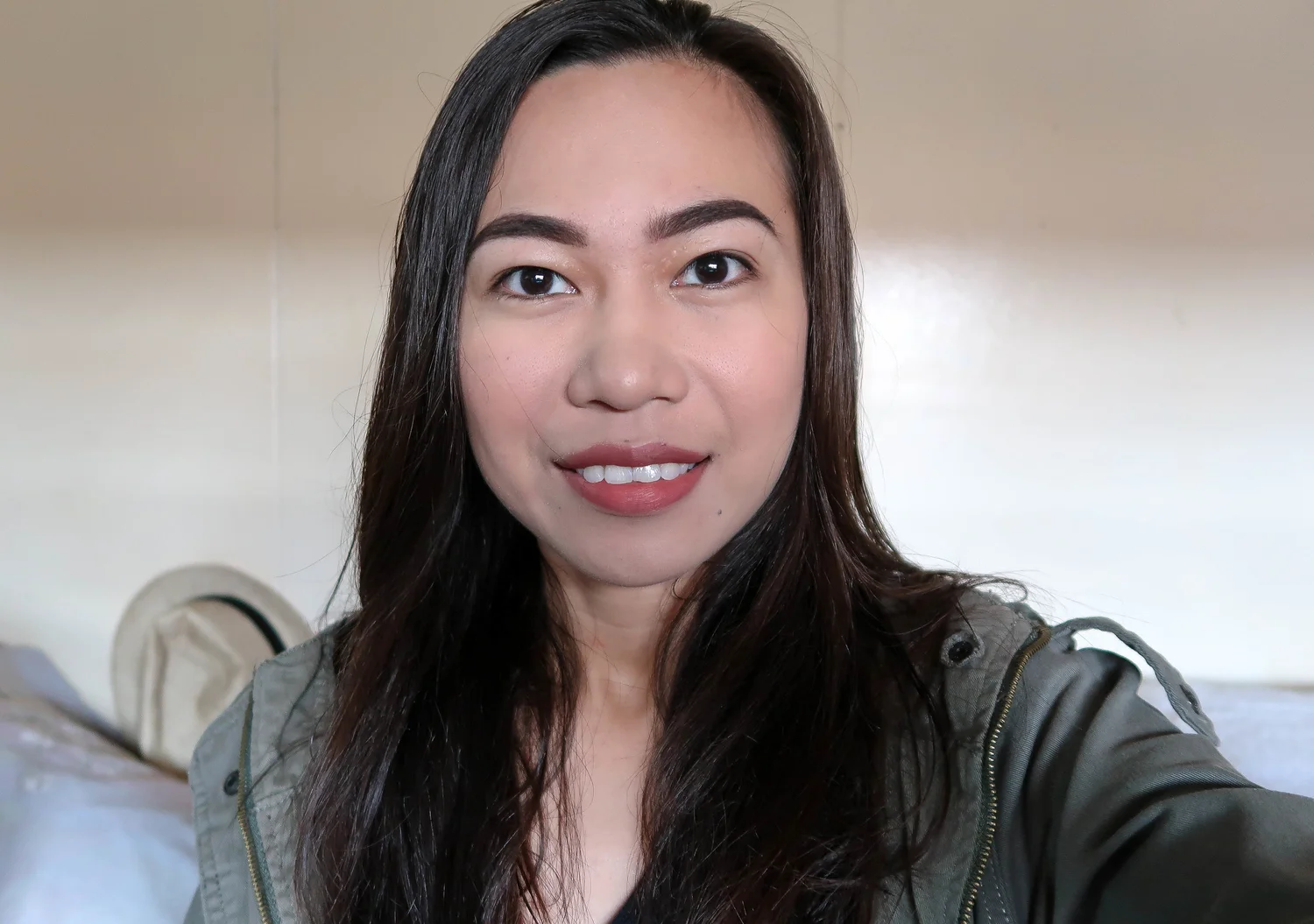 EB Advance Compact Powder: Is this mattifying powder a winner ...