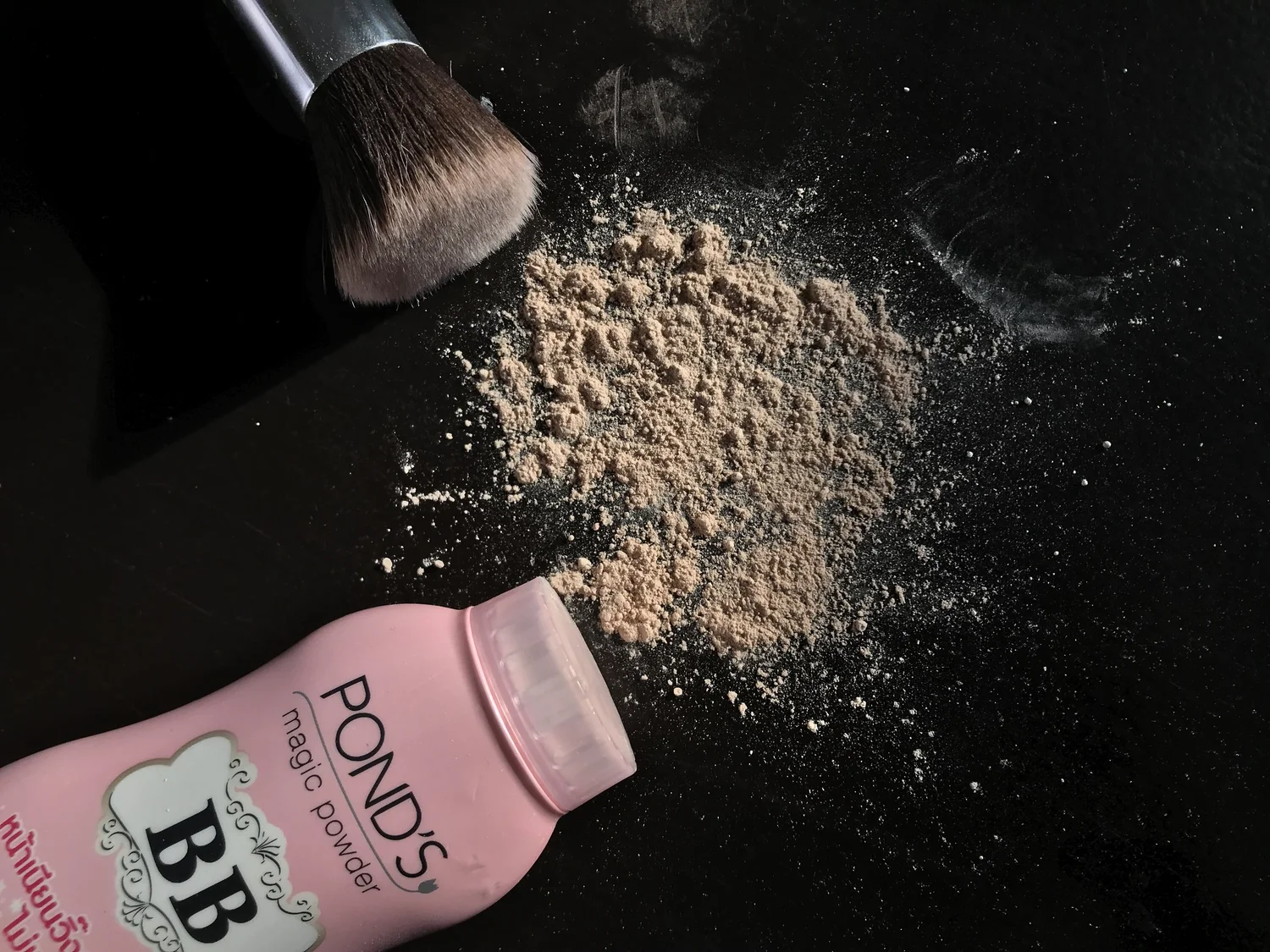 Magic Or Mayhem? We test out the Pond's Magic Powder BB — Project Vanity