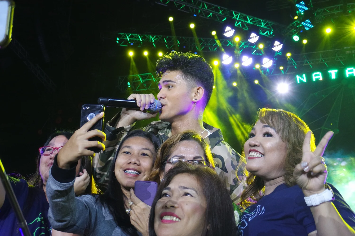 Natasha celebrates 25 years with a star-studded concert and exciting ...