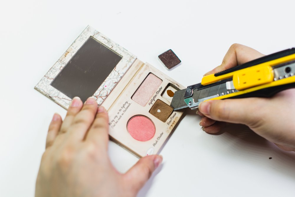 Tutorial: How to depot eyeshadows to create your own custom palette ...