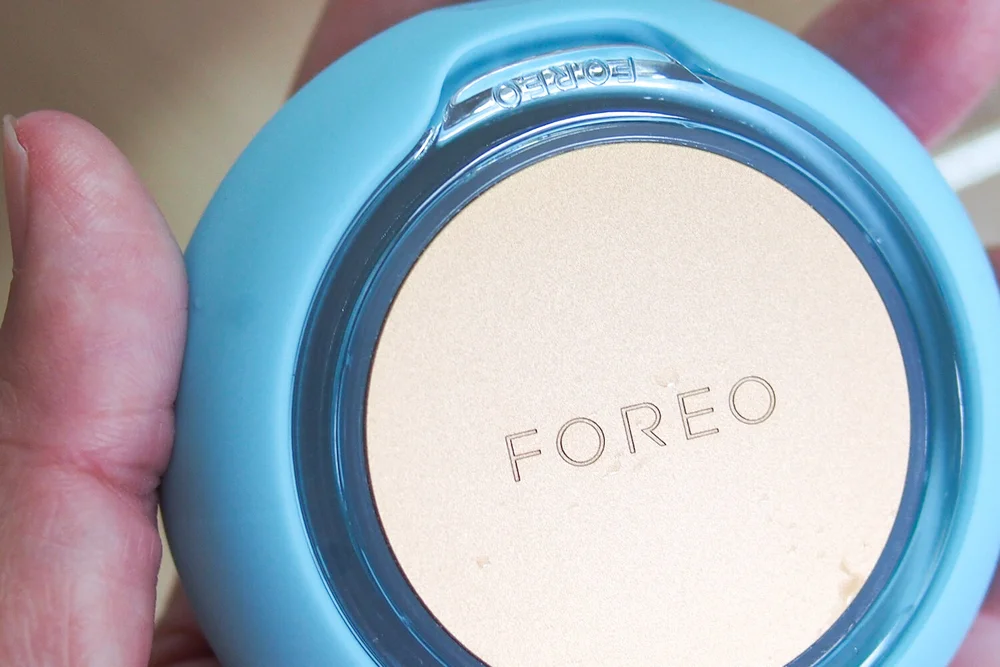 Beauty Gadget Review: Is the Foreo UFO the at home facial upgrade you ...