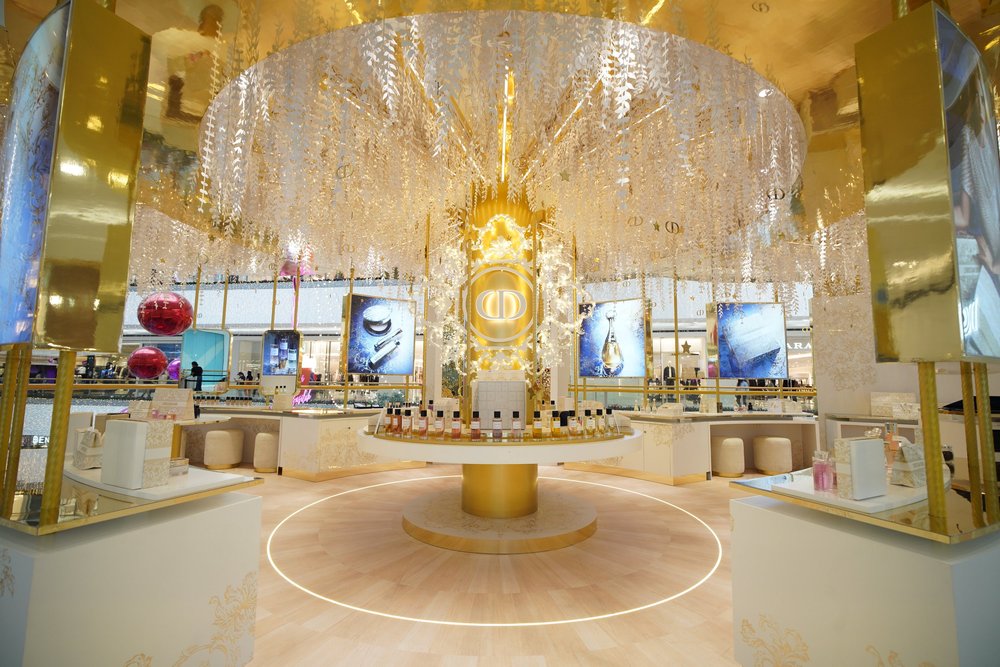 A Night to Remember: My Enchanting Experience at Dior's Carousel of ...