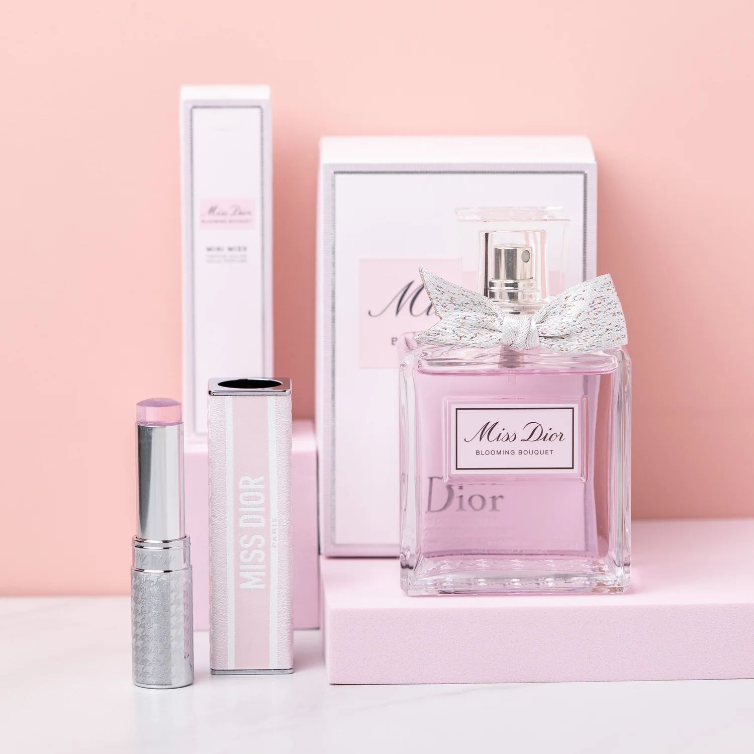 Review: The Miss Dior Blooming Bouquet and the Miss Dior Mini Miss ...