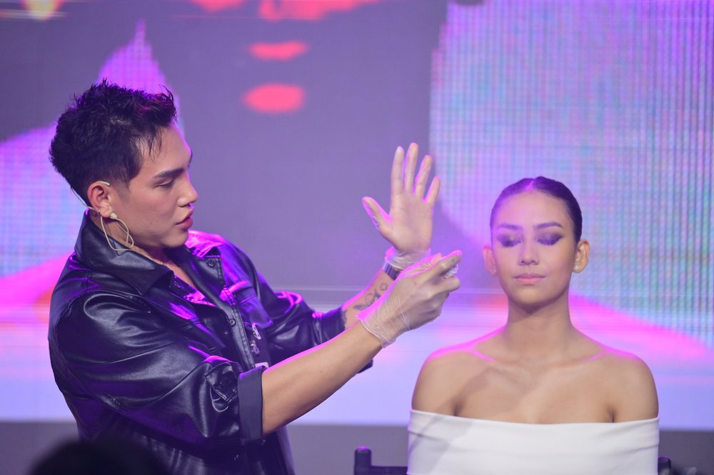 Vice Cosmetics x Full Spectrum Masterclass Debuts The Endlezz ...