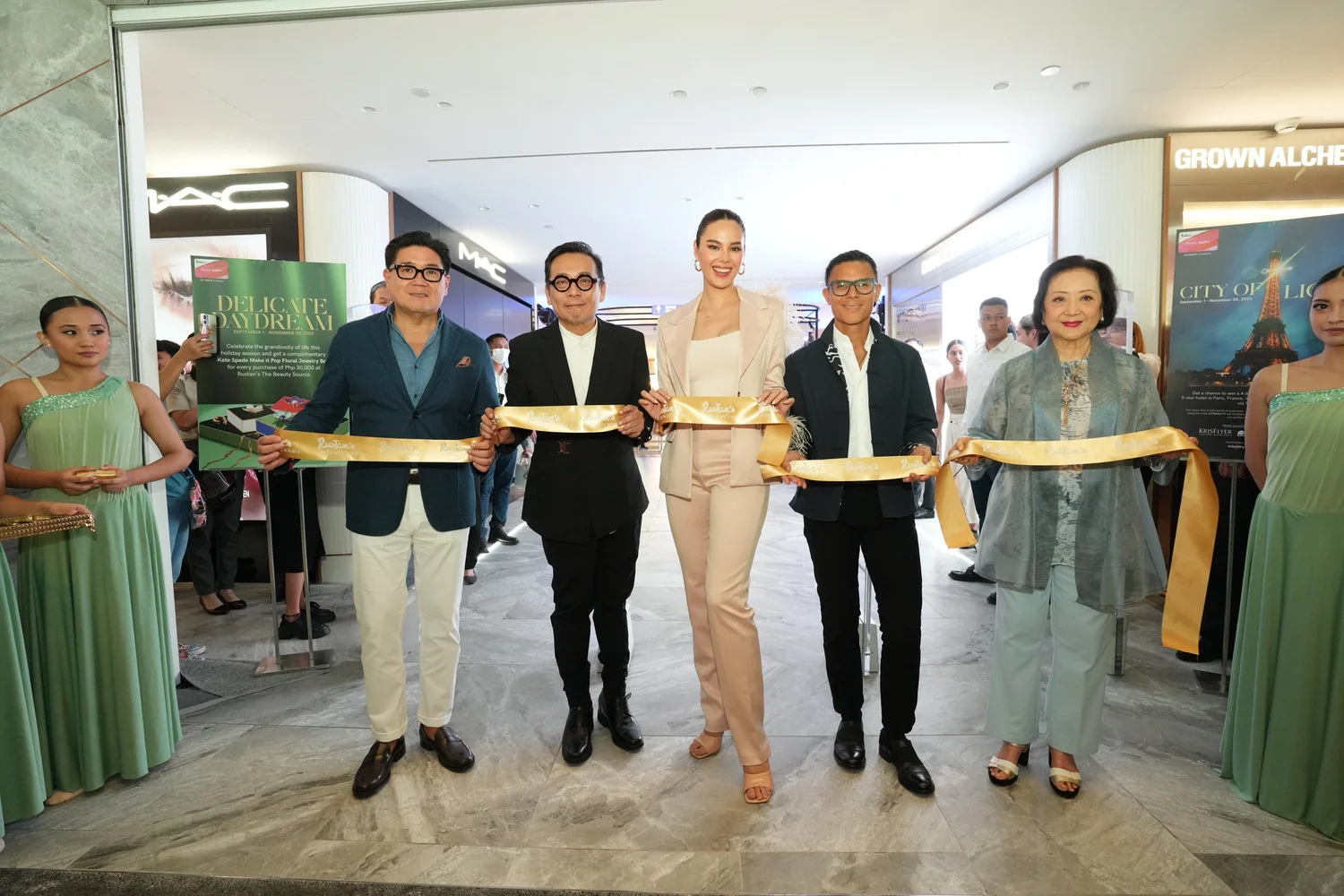 The Night Rustan's Makati Turned Into Every Beauty Lover's Dream ...