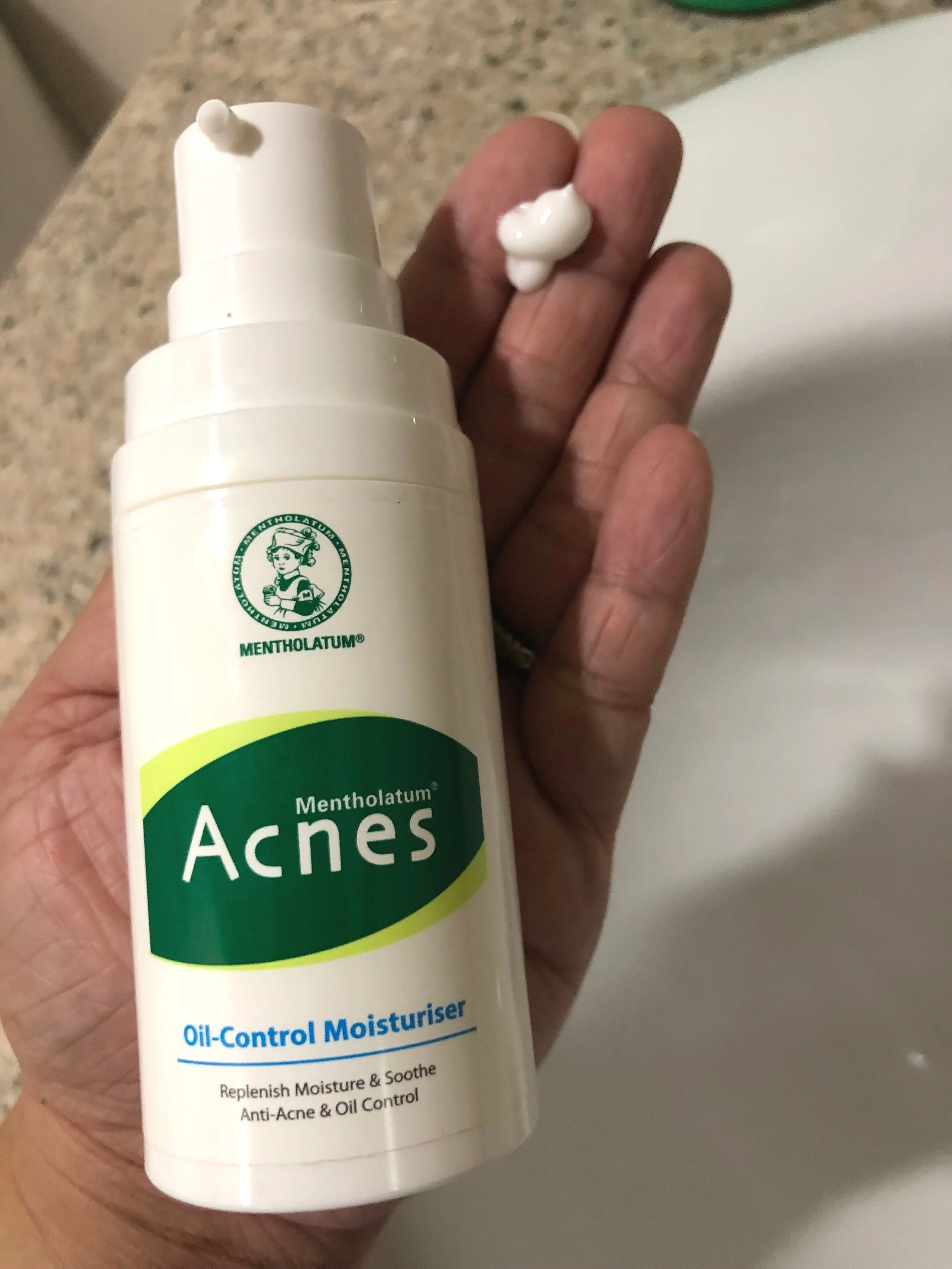 A review of Mentholatum Acnes skincare line: Which one should you get ...