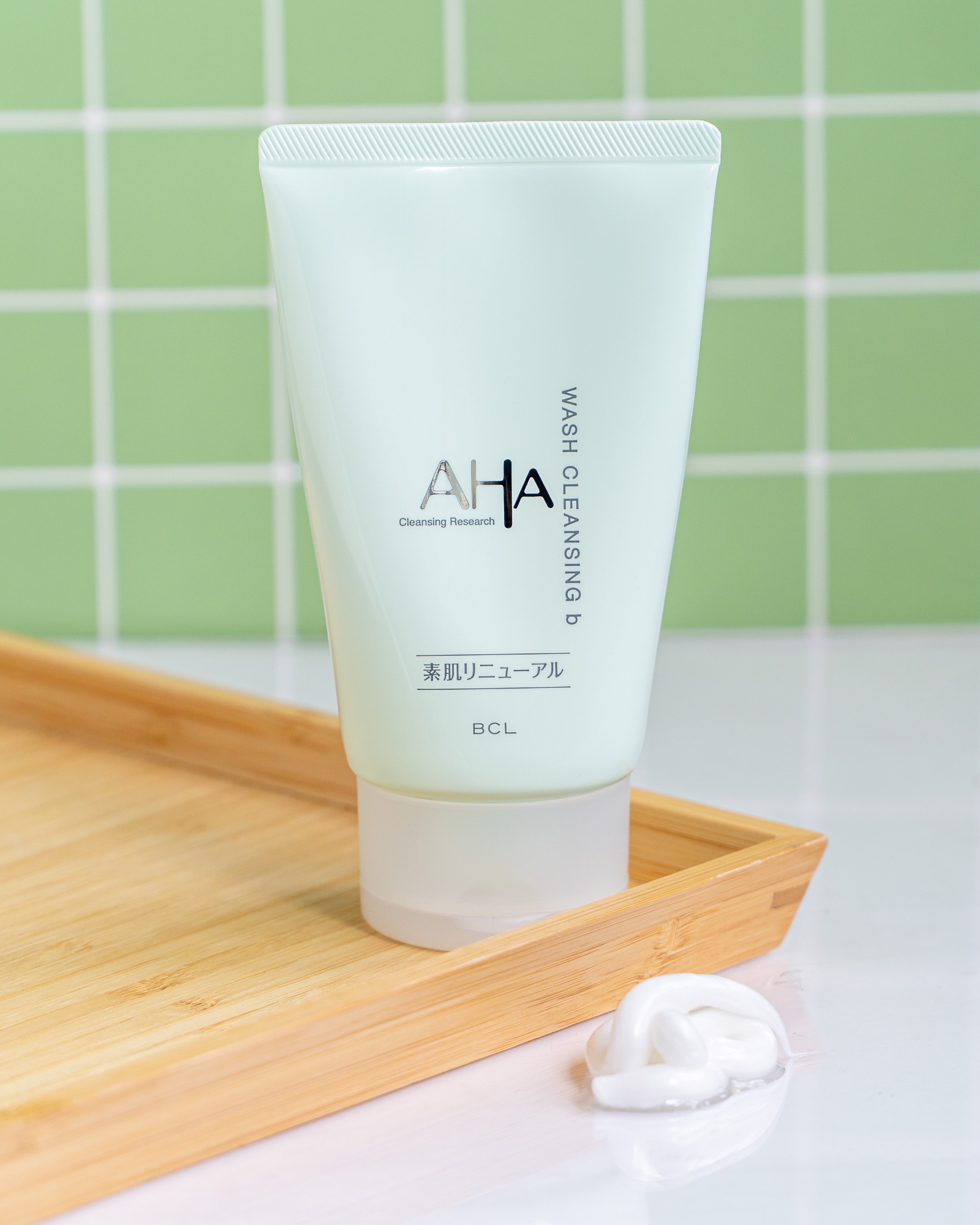 Review: The AHA Cleansing Research Wash is a makeup remover, facial ...