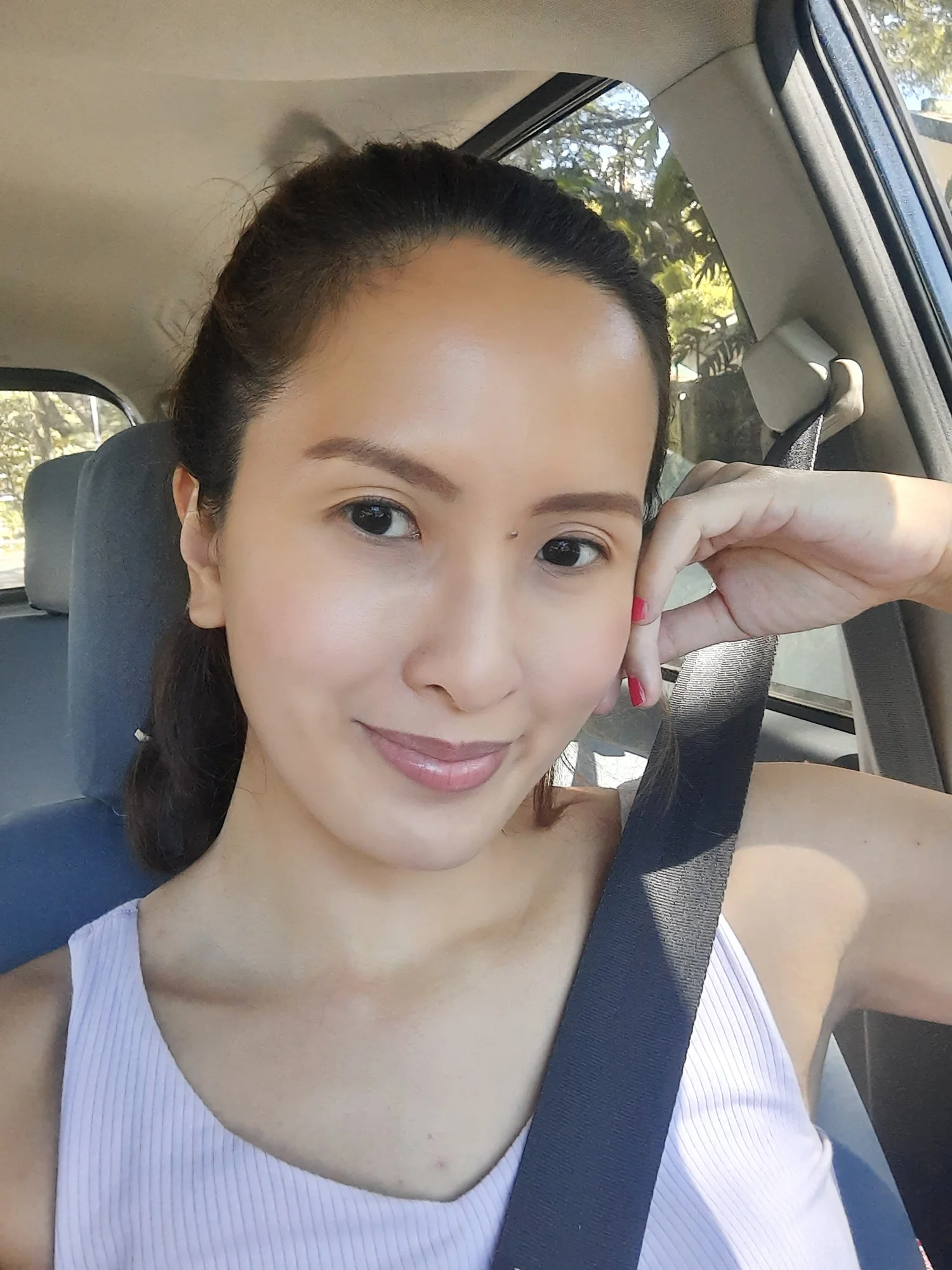 Lip Ice Magic Lip Color: A clear-to-sheer balm that moisturizes dry ...