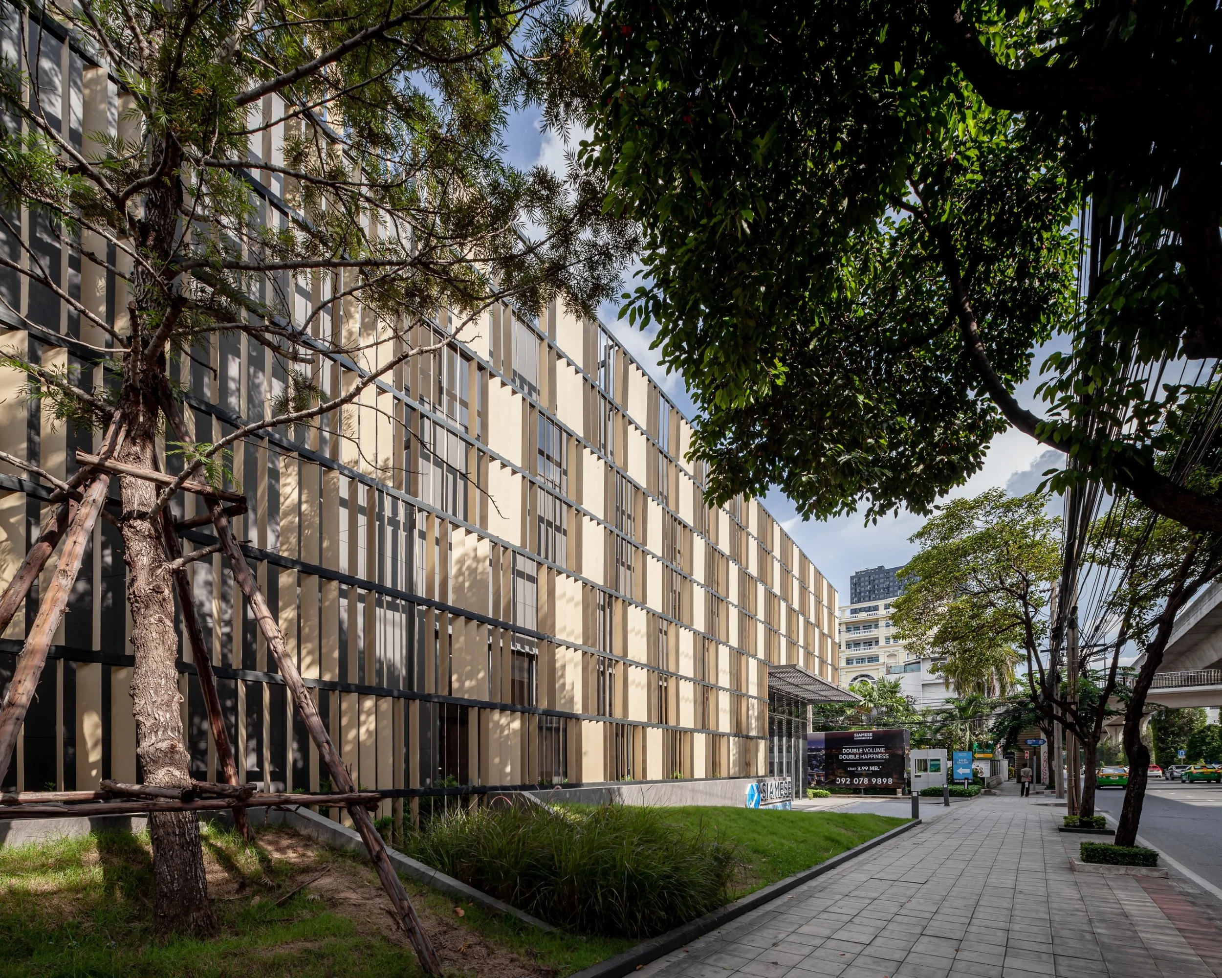 Sales Gallery Siamese Sukhumvit 87 (TH066) — Somdoon Architects
