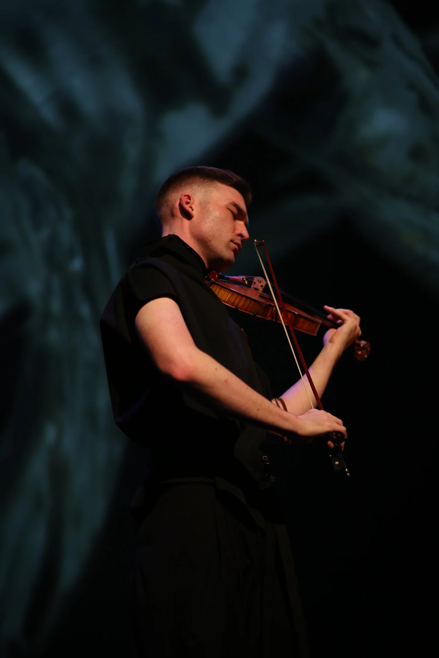 Biography — Alexi Kenney