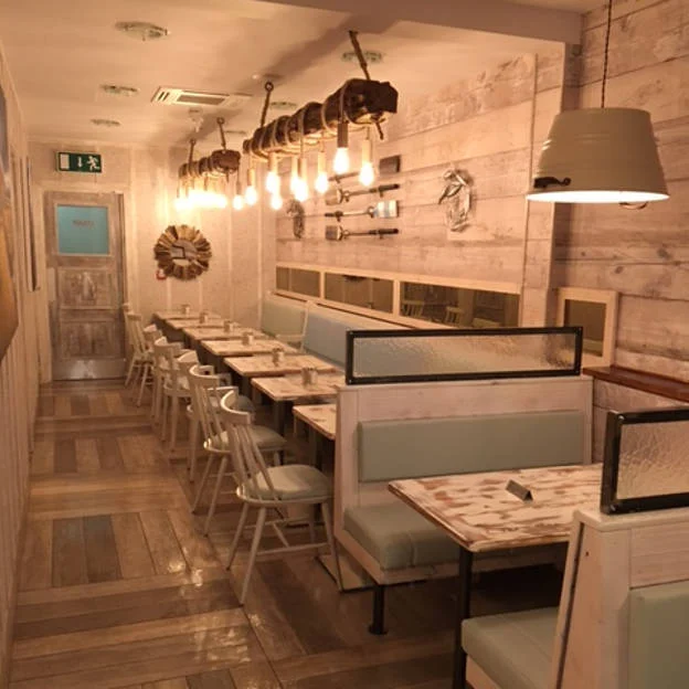 Bespoke Rustic Reclaimed Cider Mill Pine Plank Restaurant Tables, UK ...