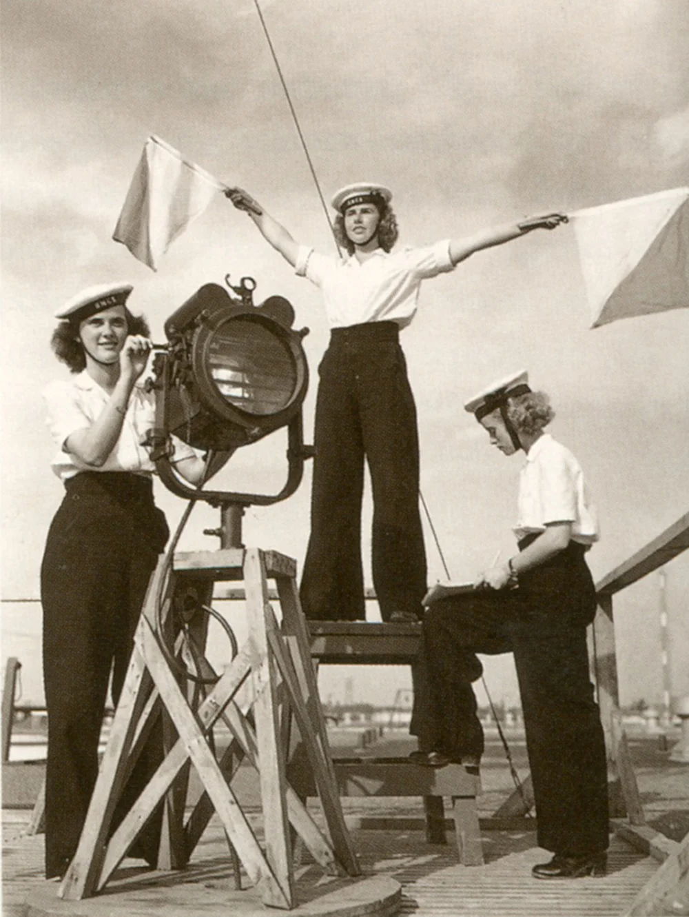 THE ELITE WOMEN OF CANADA: Women's Royal Canadian Naval Service, aka ...