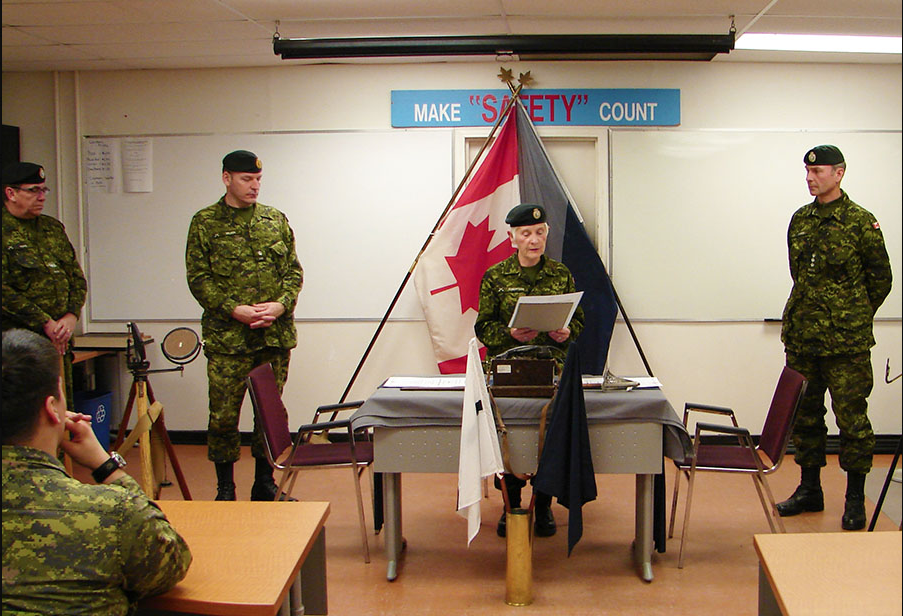 Connecting the unit: Meet Honorary Lieutenant-Colonel Cheryl Robertson ...