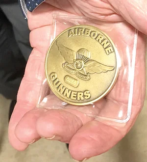 Retired Airborne Gunner, 92, Receives Honour From Comrades — espritdecorps